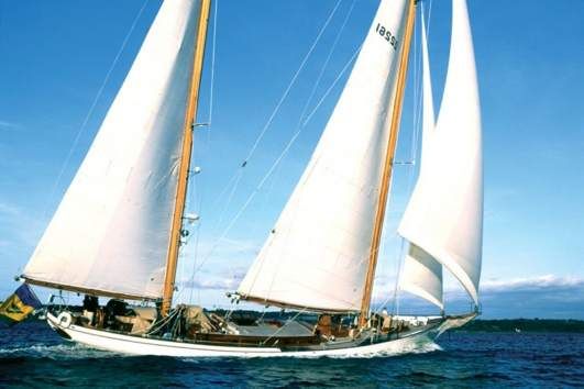 Classic Ketch Whitehawk sold by CNI